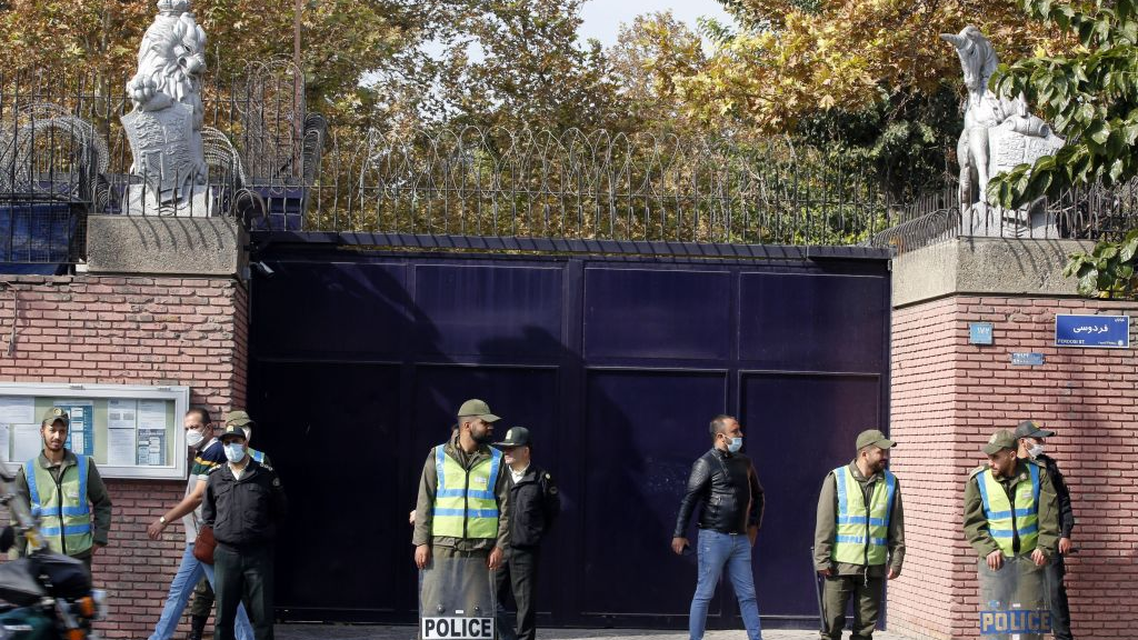 British embassy Iran: Islamic republic to close UK embassy in Tehran ...