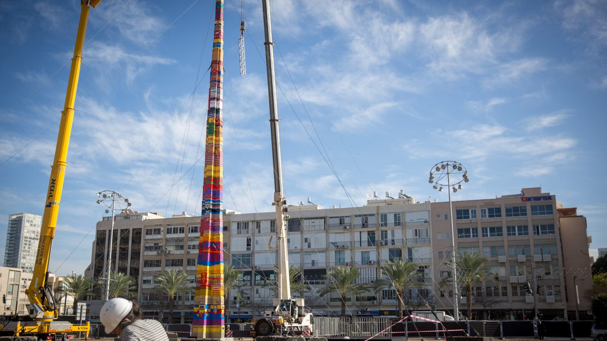 Israelis build record-breaking Lego tower in honour of eight-year old ...