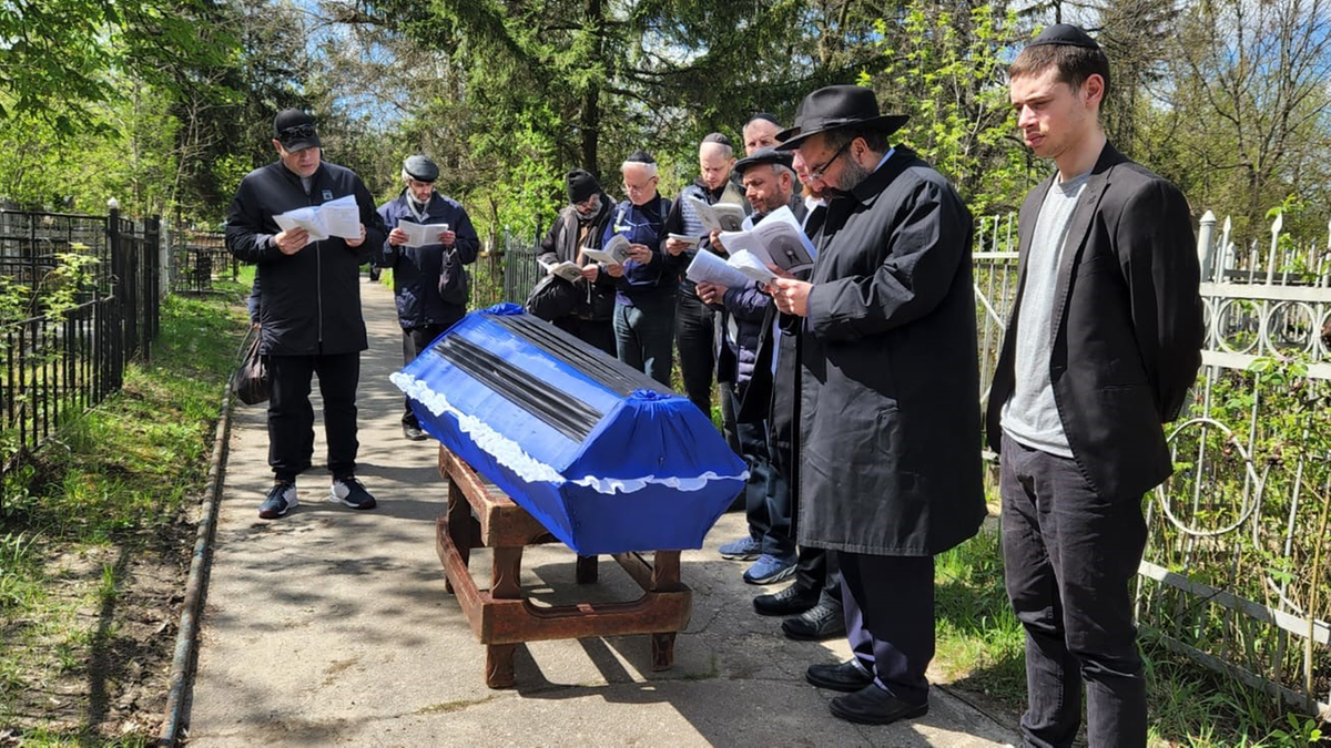 Jewish soldier killed in Ukraine battle is finally laid to rest - The ...