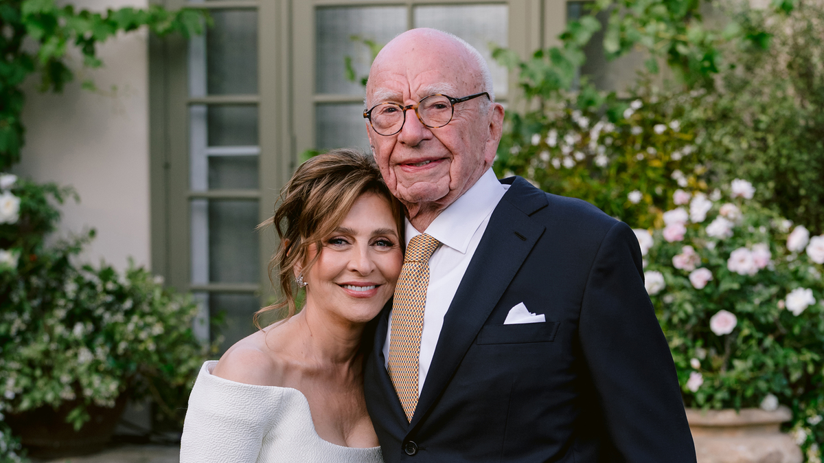 Rupert Murdoch marries Jewish scientist Elena Zhukova - The Jewish ...