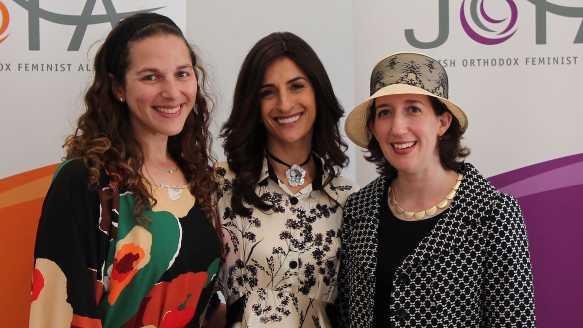 'This is what an Orthodox rabbi looks like' - Rabba Dina Brawer's ...