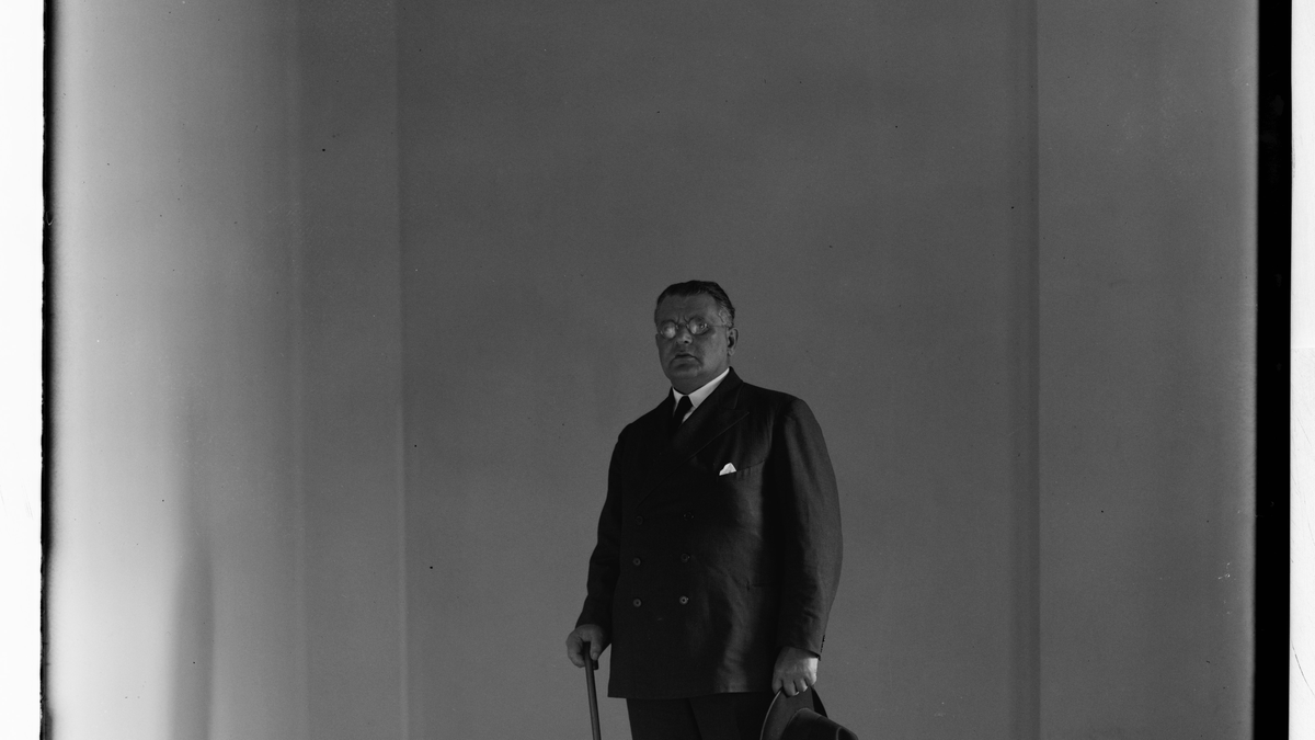 Why has it taken until now to get a biography of one of Israel’s ...