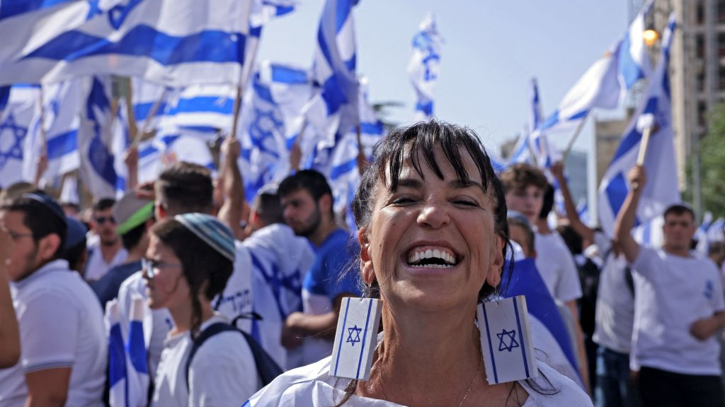 Why is Israel the world's fourth happiest country? - The Jewish ...