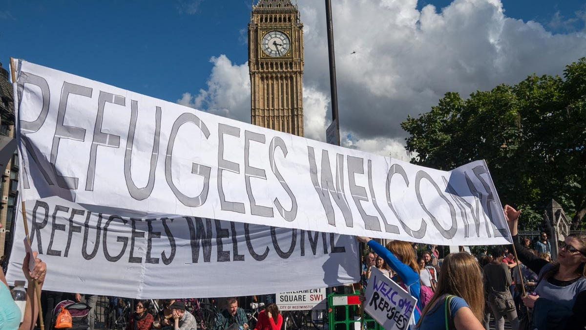Why we all need to do what we can to help refugees - The Jewish Chronicle