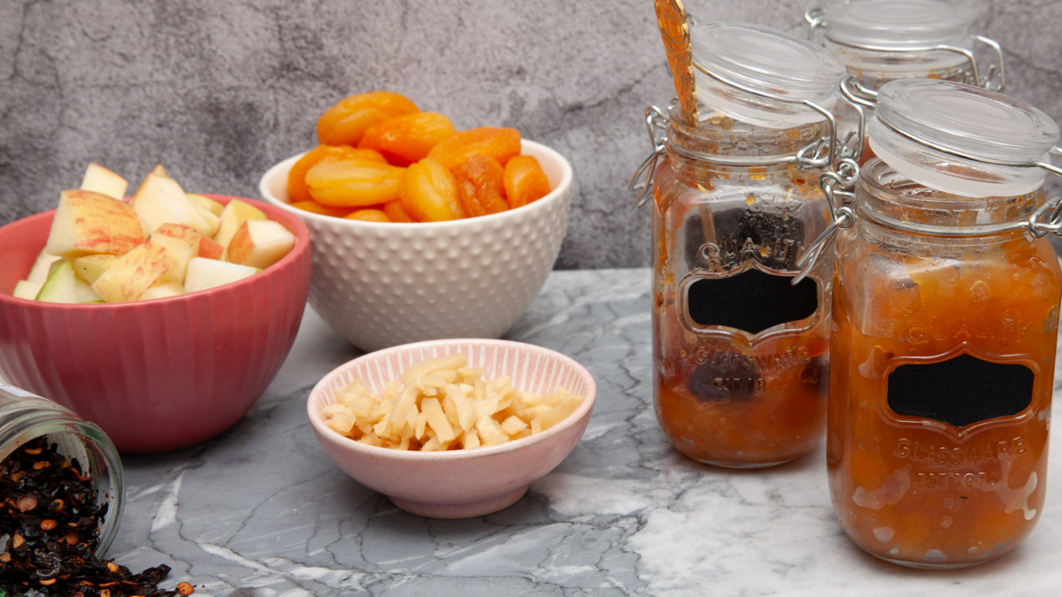 Recipe: Apricot, apple, ginger and honey relish - The Jewish Chronicle ...