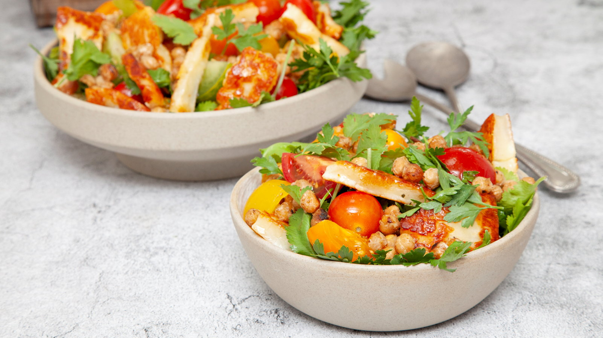 Rainbow tomatoes, chickpea and honeyed haloumi salad - The Jewish ...